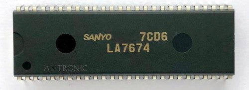 Color TV Signal Processor for NTSC System LA7674 DIP52 Sanyo ...